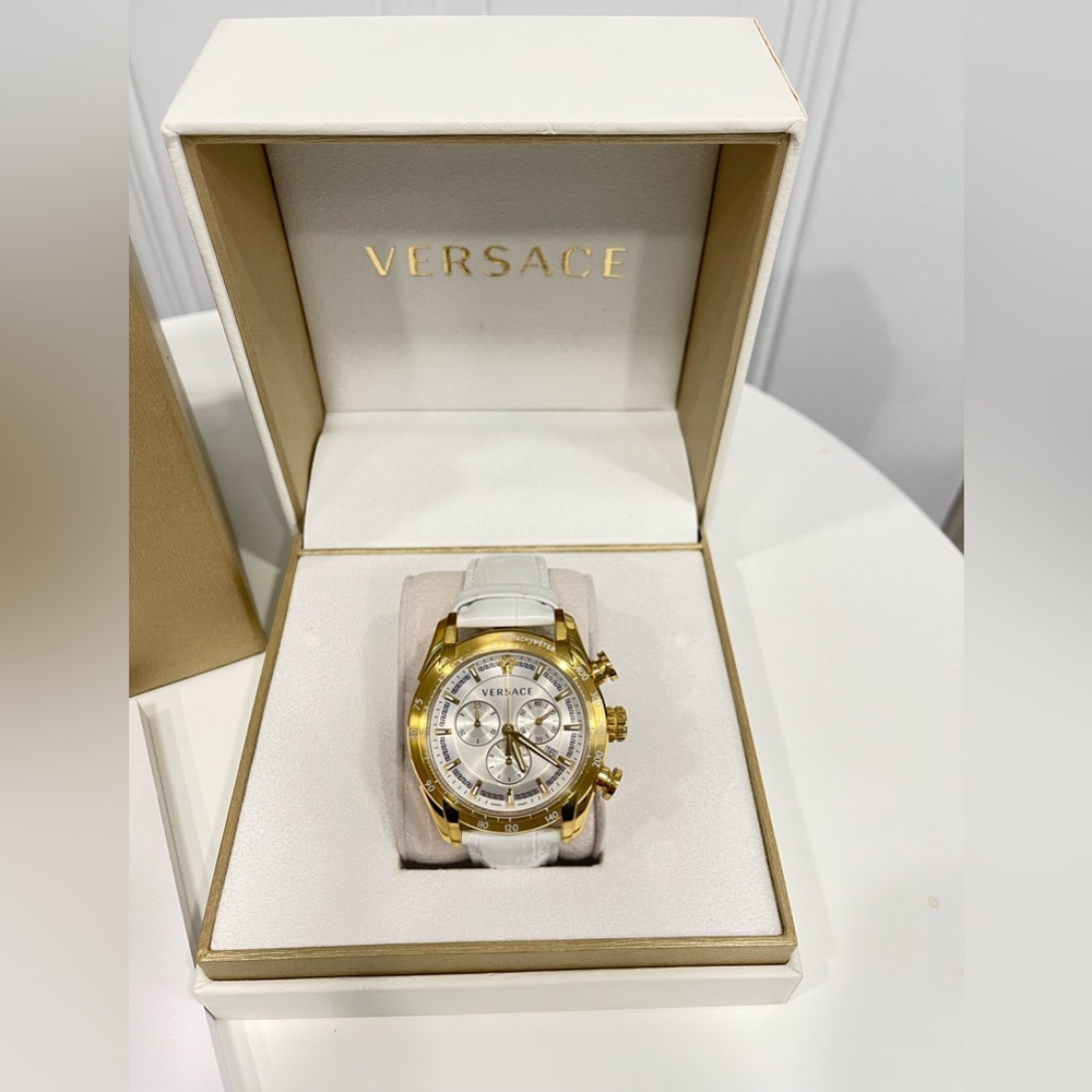 Versace V-Ray Chronograph Quartz White Dial Men's Wat… - Gem